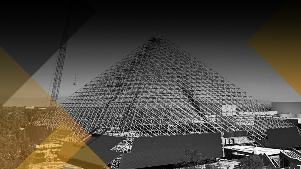 Walter Pyramid 20 Years | Beach Magazine